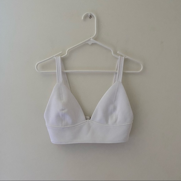 Forever 21 | Tops | Forever 2 White Triangle Crop Top | Poshmark